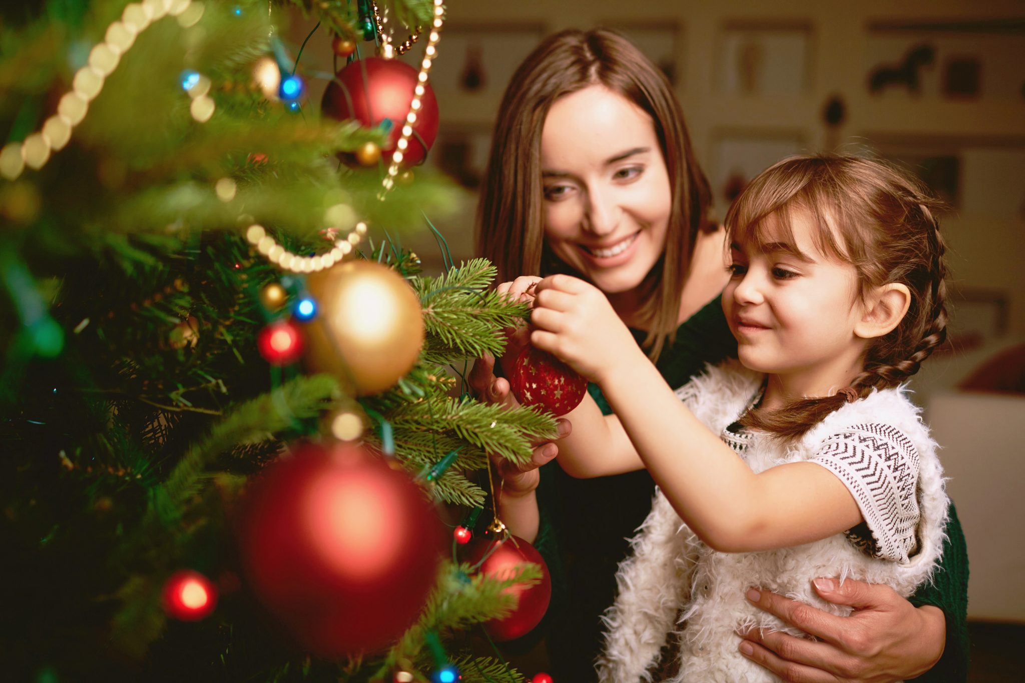 Kids' Holiday Safety Tips - Tabbys Pantry